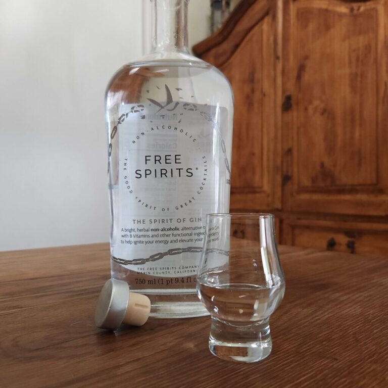 Free Spirits The Spirit of Gin Review | Let's Drink It!